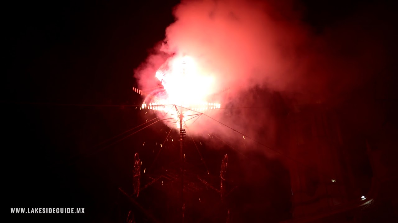 Fireworks Castles in Mexico - Castillo de Fuegos Artificiales en Ajijic ...