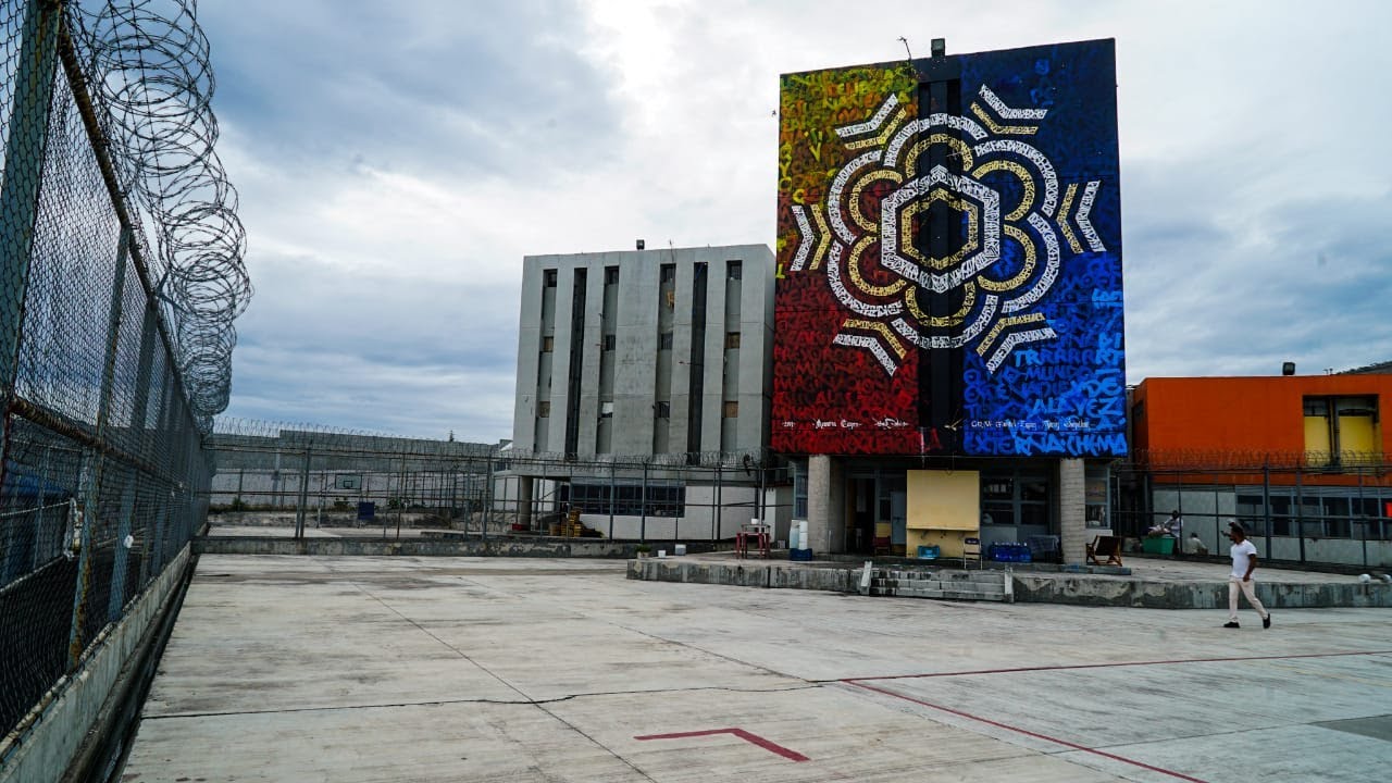 Mexican Urban Artists Said Dokins, Cix and Spaik create huge murals in ...