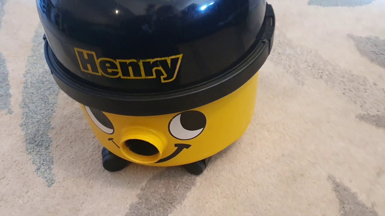 numatic henry hvr200 yellow 1998 before clean up - YouTube