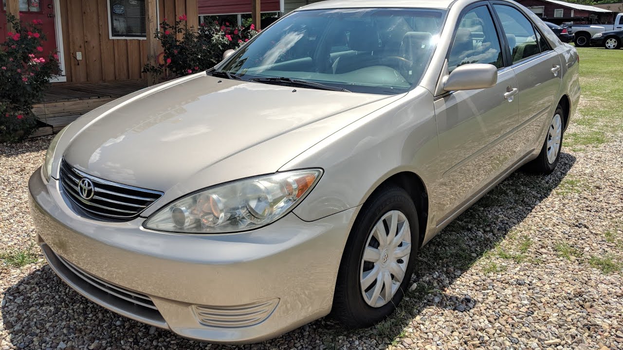 2005 Toyota Camry LE - YouTube