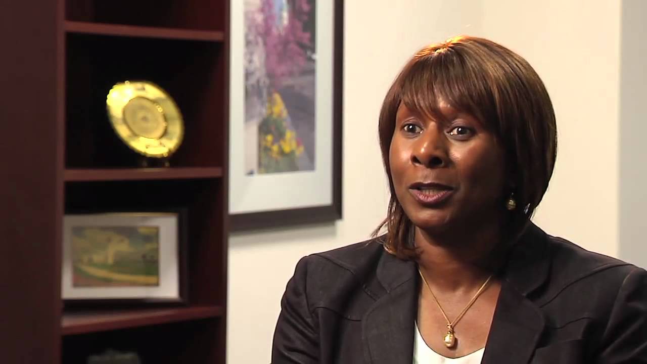 Olin EMBA Carolyn Nichols - YouTube