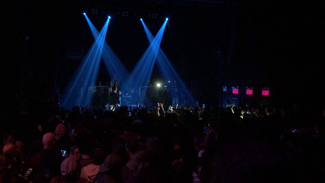 BONES, Live at the Gramercy Theatre in Manhattan, New York, 8 March ...