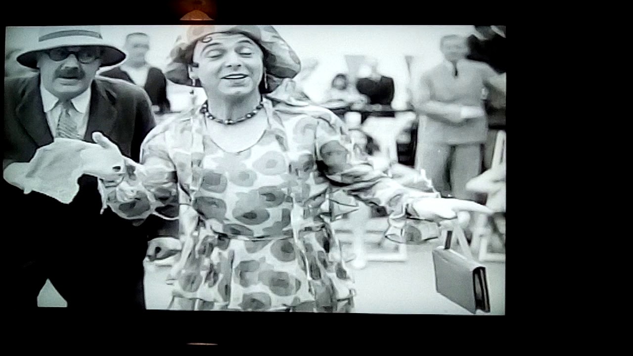 Comedy song from no lady, filmed in Blackpool 1931 - YouTube