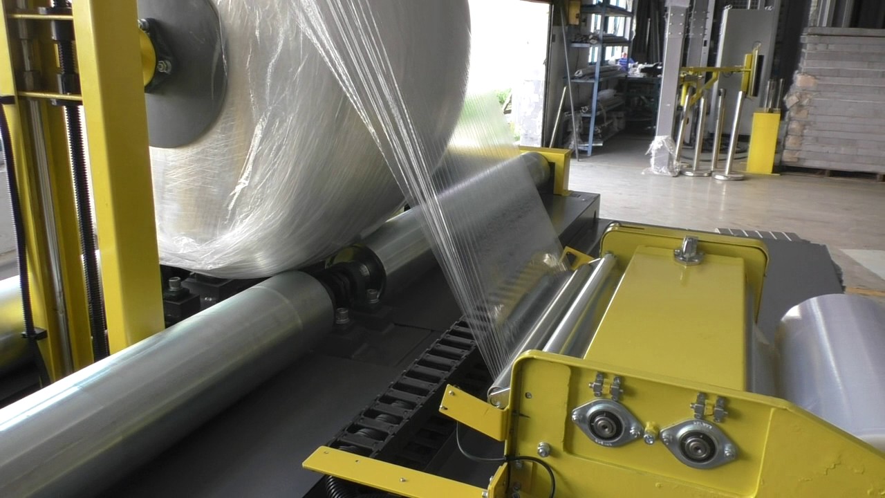 2000fwy reel wrapping machine 2 - YouTube
