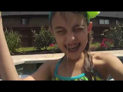 Kaelyn's Fun with Water Underwater Fun!!! - YouTube