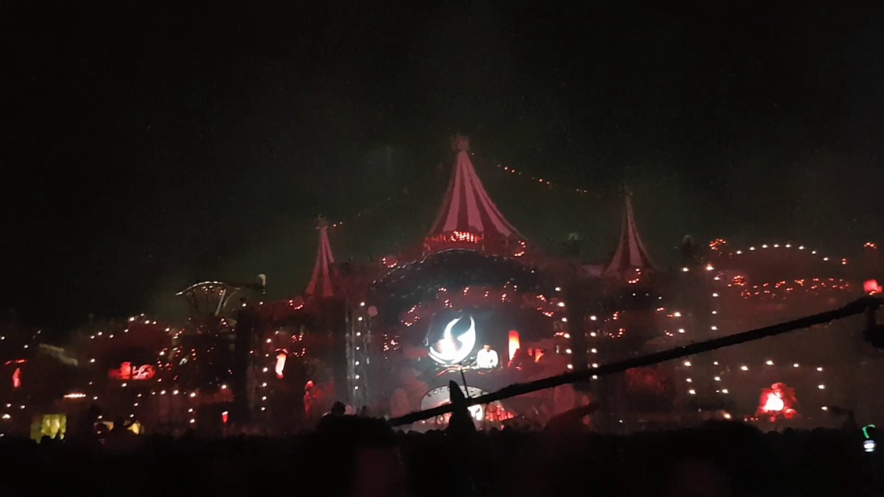 Tomorrowland , Alesso, Amicorum Spectaculum,,2017 - YouTube
