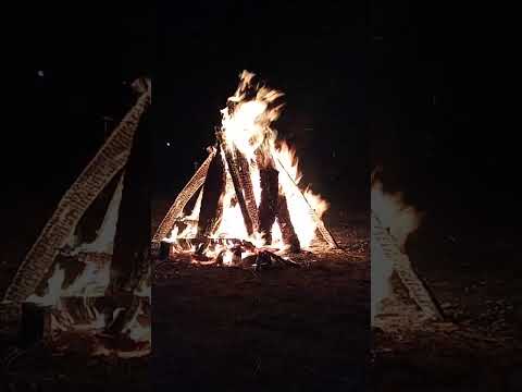 2023 gece kamp ateşi