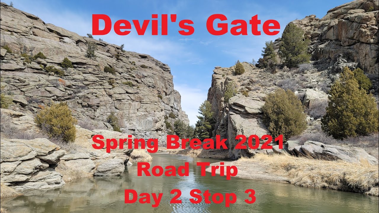 Hiking Devil's Gate Landmark in Wyoming. Mormon & Oregon Trails Spring ...