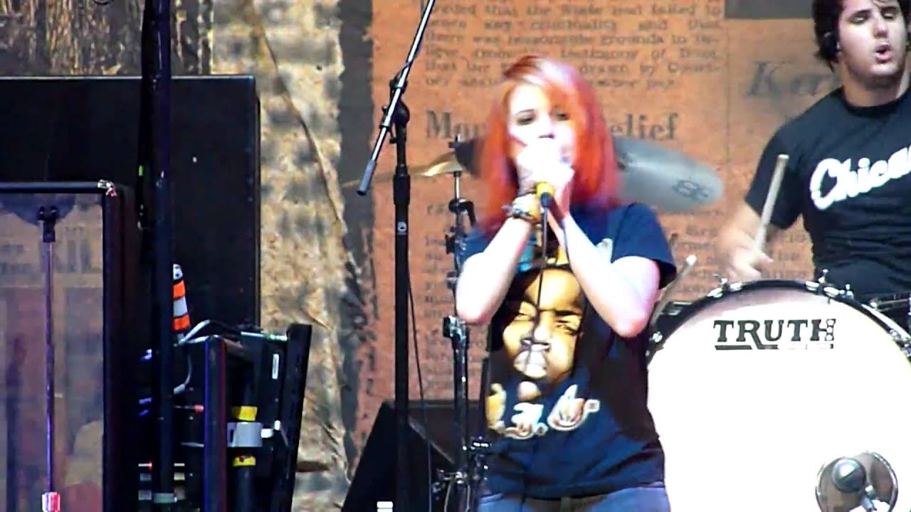Paramore - Ignorance Live In Chicago (07-11-09) BEST QUALITY ON YOUTUBE ...
