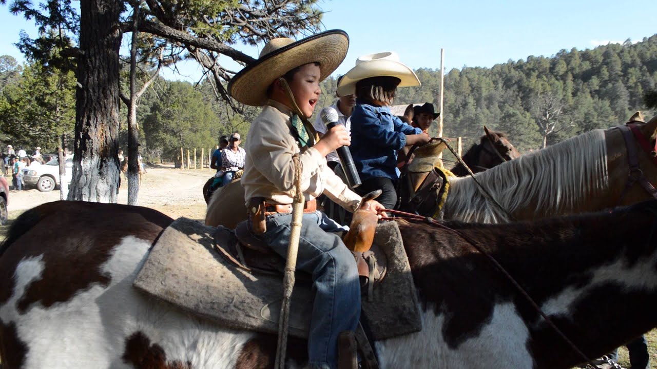 LUISITO CABRERA CABALGANTE DE EL SALTO DURANGO - YouTube