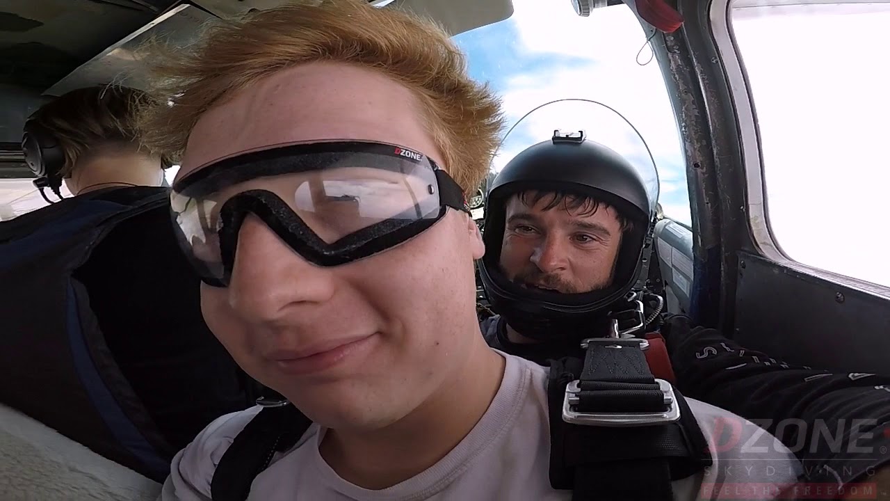 Jesse Pratt's DZONE Tandem skydive at Skydive Idaho! - YouTube