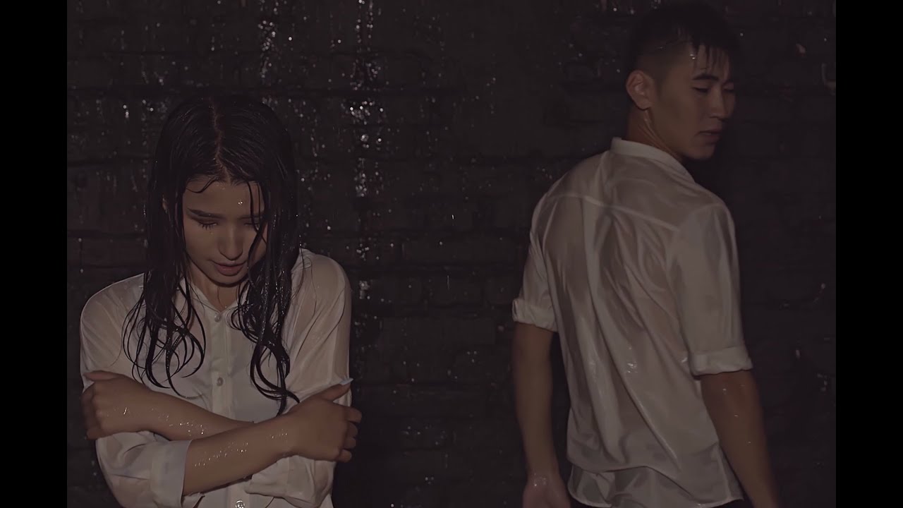 Bayaraa - Rain /Бороо/ Official MV - YouTube