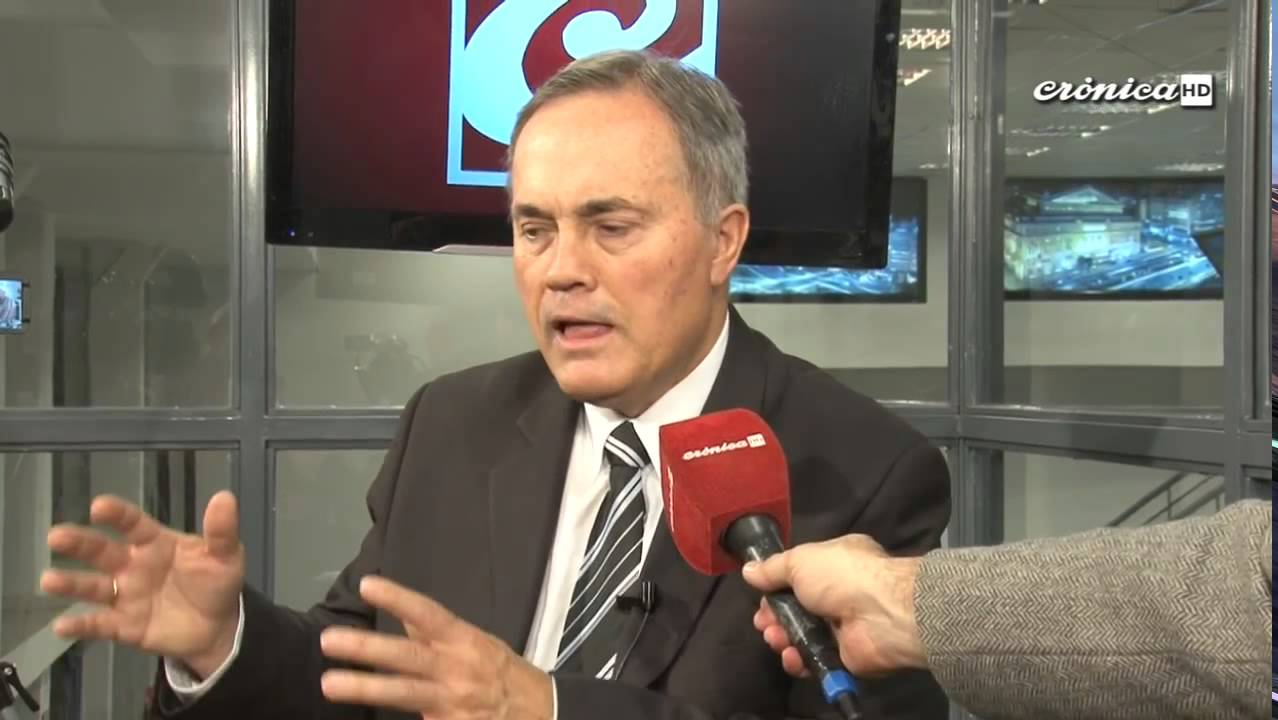 Sixto Paz Wells Hay seres extraterrestres entre nosotros Parte 1 - YouTube