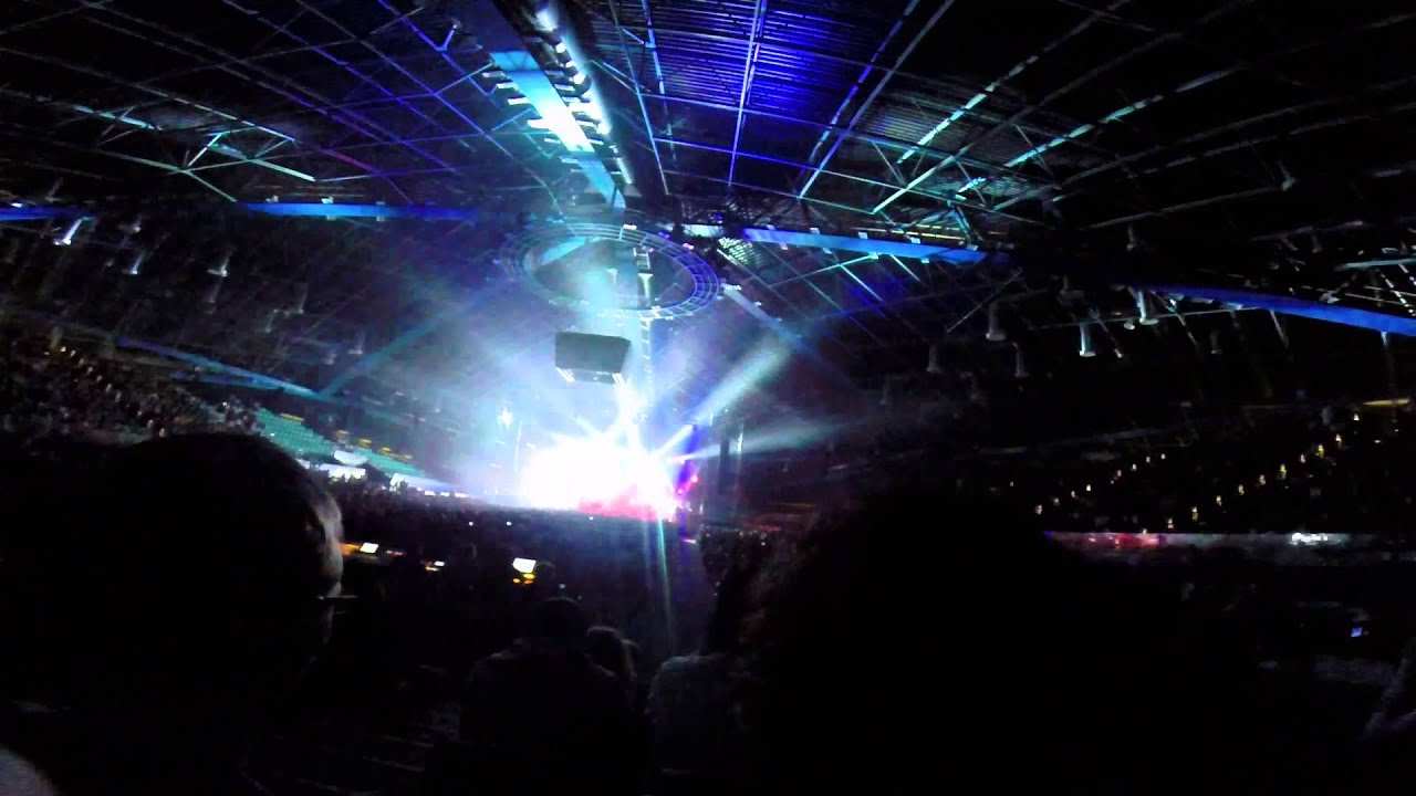 Angela Coma symfonicznie wroclaw - YouTube