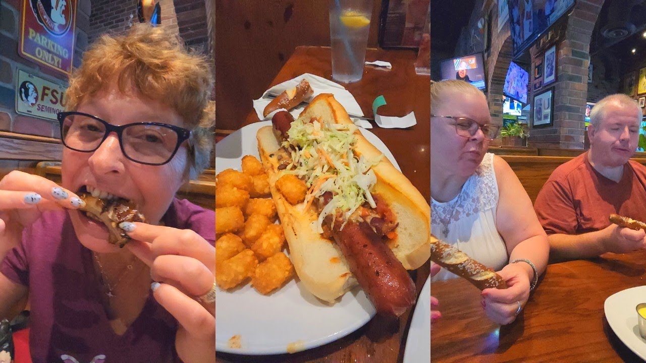 Foot Long 1/2 Pound Hot Dog 🌭Carolina Ale House Weston - YouTube