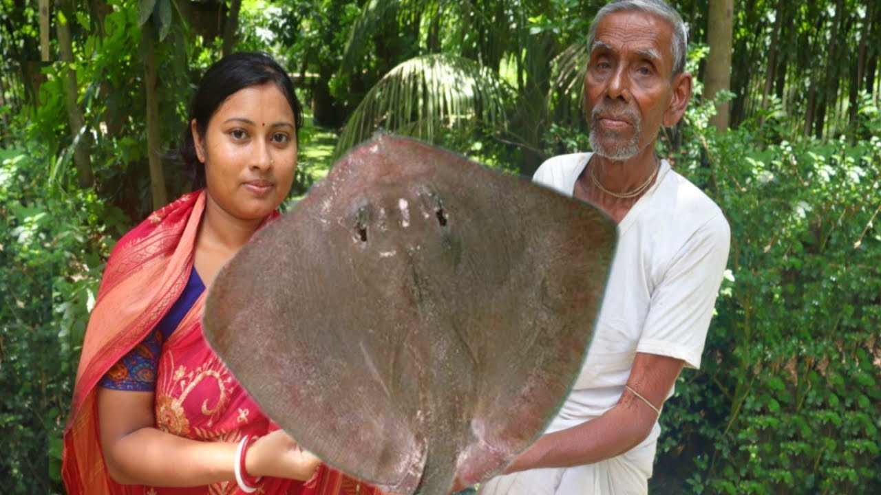 STINGRAY FISH(শংকর মাছ) Masala Gravy Curry Cooking By Our Grandpa & Me ...