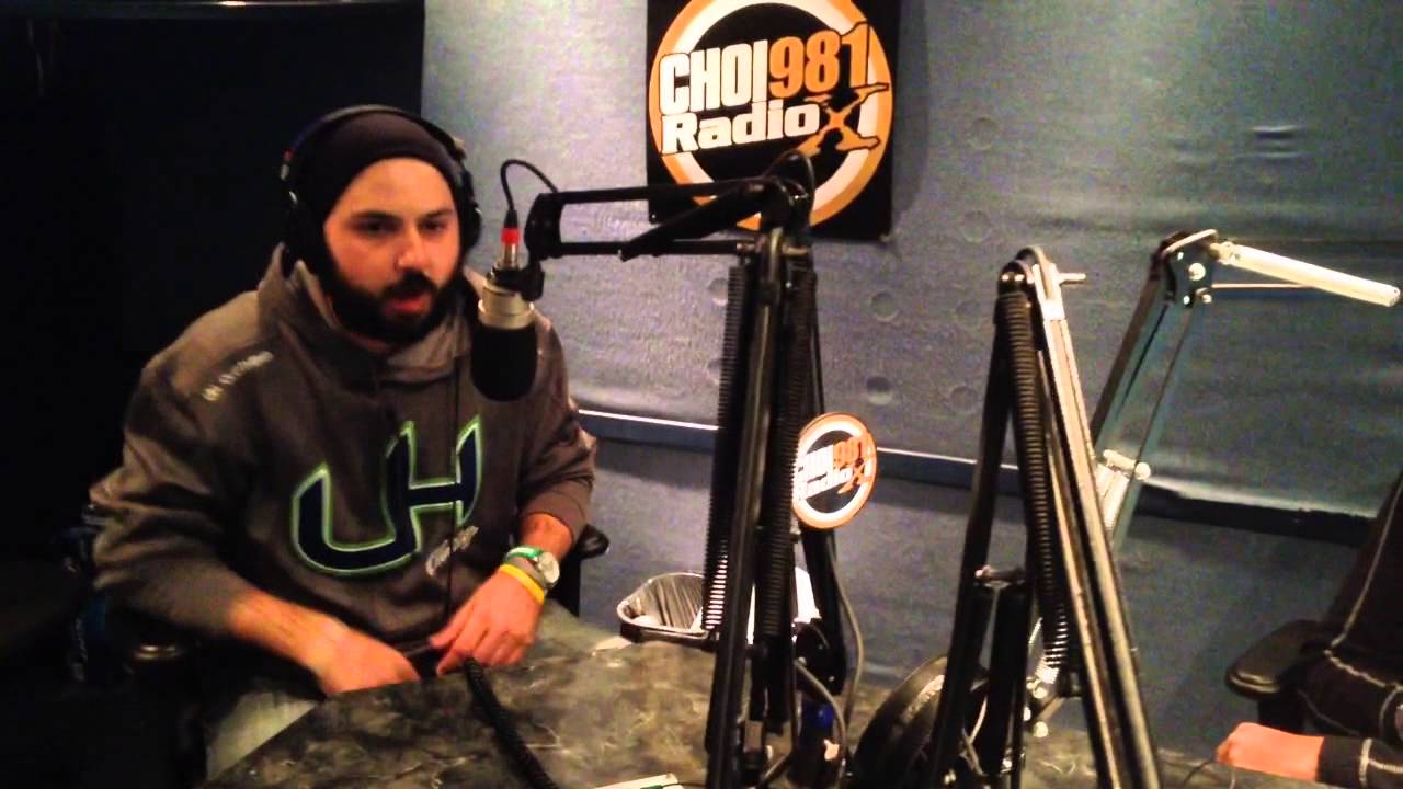 André Ouellet (Well) de UH Clothing en studio - YouTube