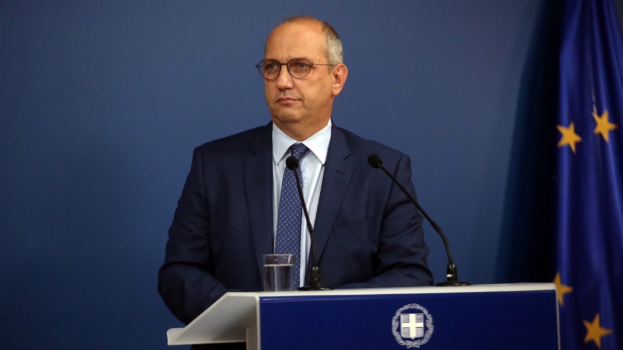 Eνημέρωση πολιτικών συντακτών από τον Κυβερνητικό Εκπρόσωπο Γιάννη ...