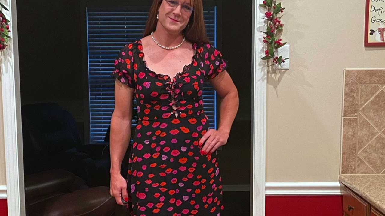A Crossdresser’s Life: Cute Dress - YouTube