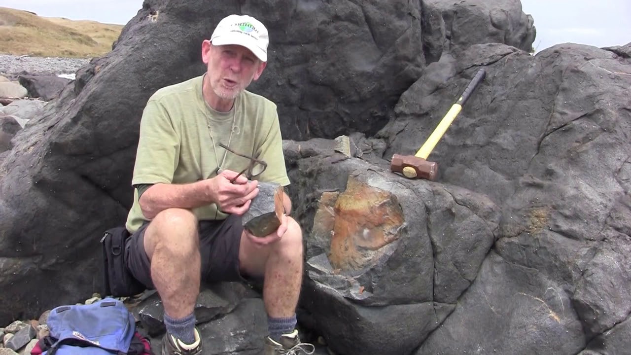 How to Date a Rock - YouTube