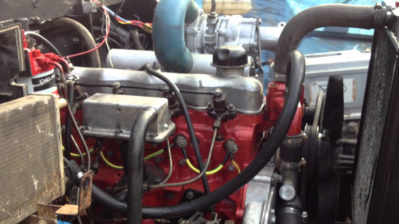 Arrancando motor land rover 88 super turbo series - YouTube