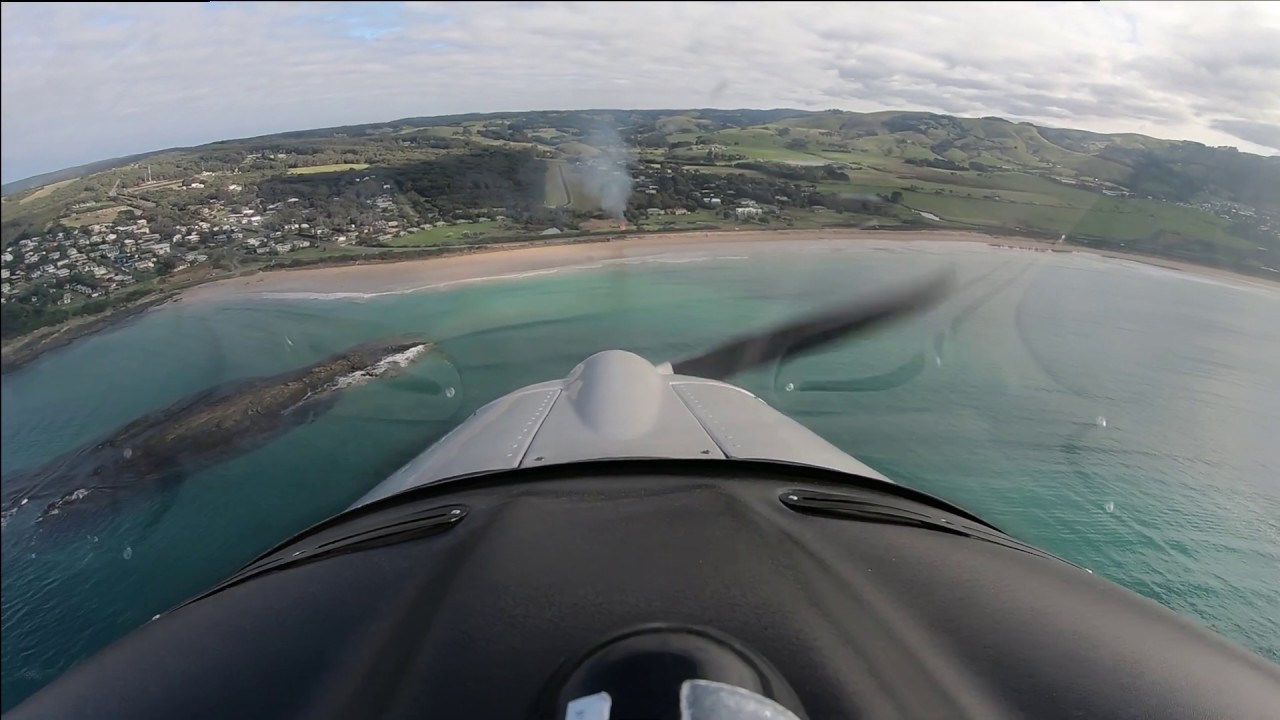 Apollo Bay Airport - landing & takeoff over Great Ocean Road - YouTube