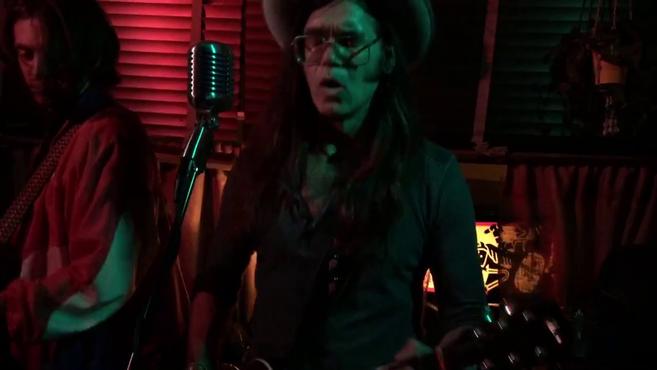 Strange Majik - Why Don't We Do It In The Road - Live at Belle Reve ...