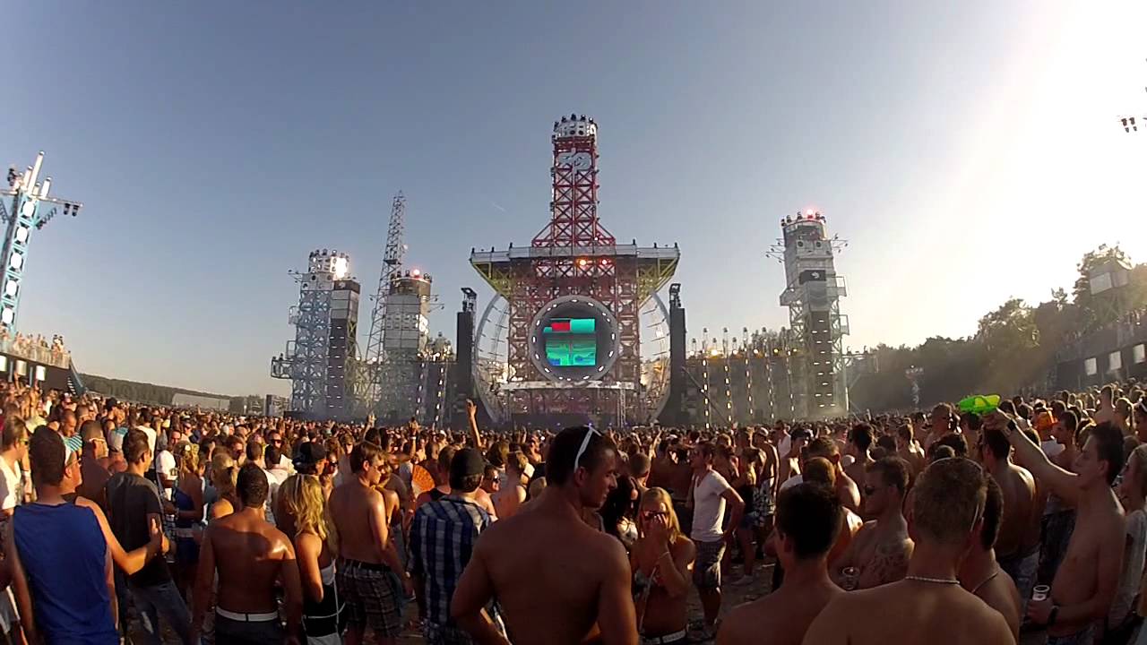 Isaac - DJ Ease My Mind @ DECIBEL 2012 (Widescreen HD) - YouTube