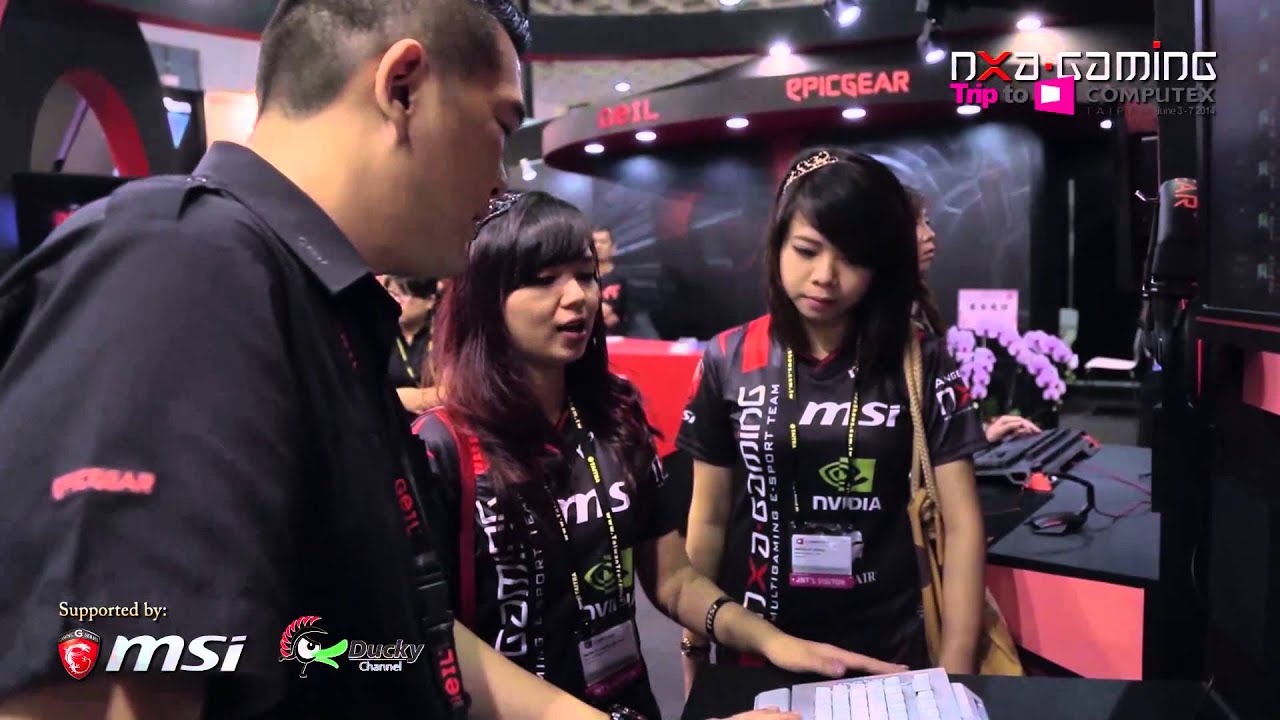 NXA-Ladies on Computex BOOTH RAID - YouTube