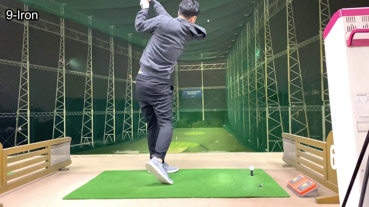 Golf Range in Tokyo, Japan at night | Swing Himonya [4K], simulation ...