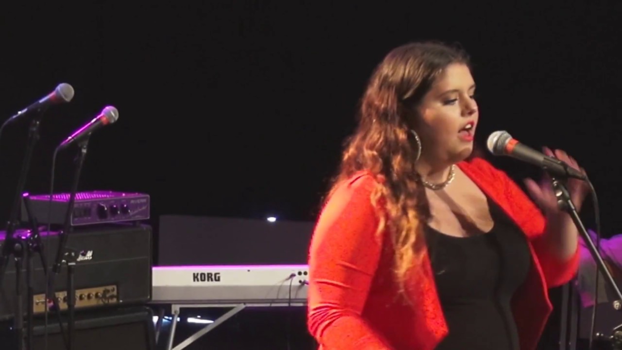 Catarina Rodrigues zingt 'Halleluja' | Kempenaar Festival 2018 - YouTube