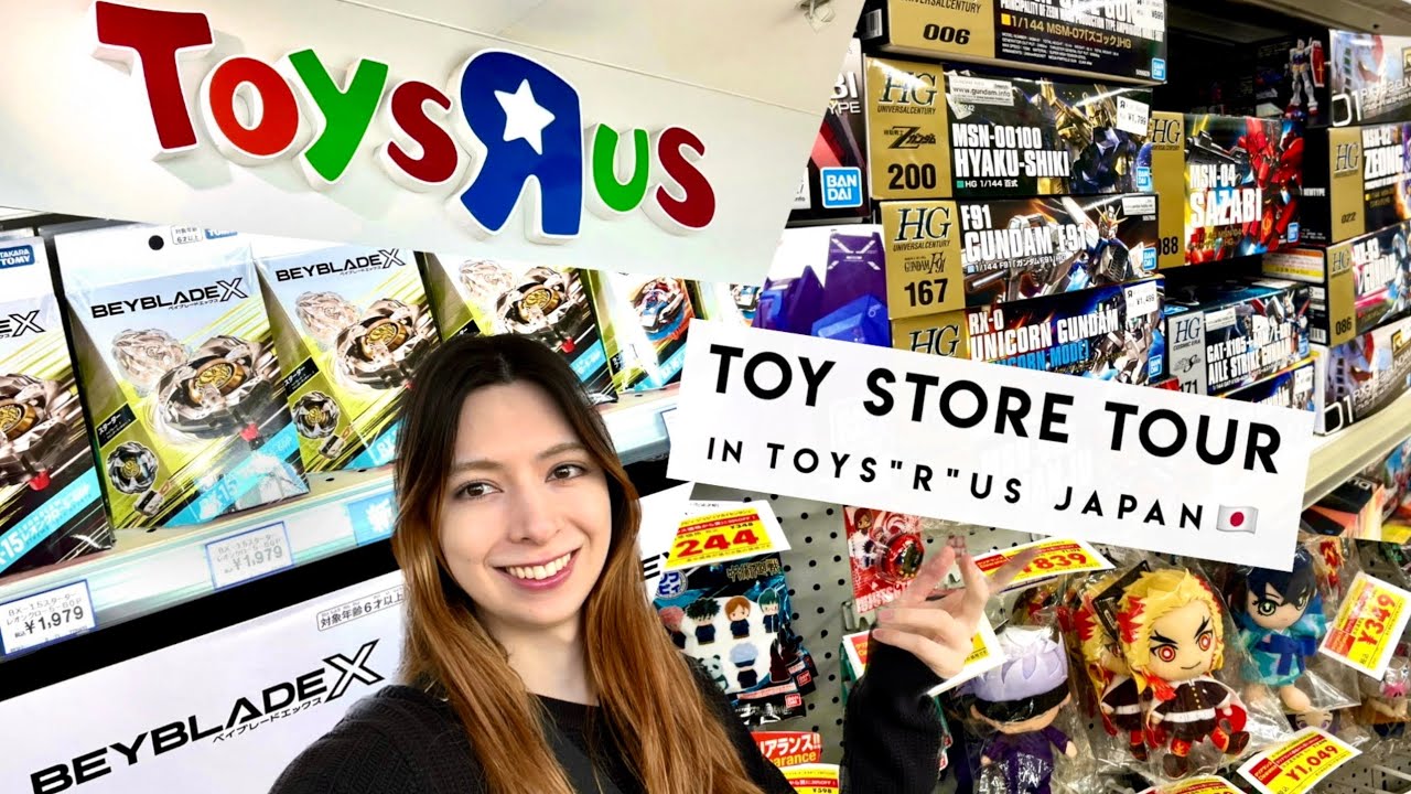 What's inside a Japanese Toy Store? Beyblade, Jujutsu, Kimetsu etc ...