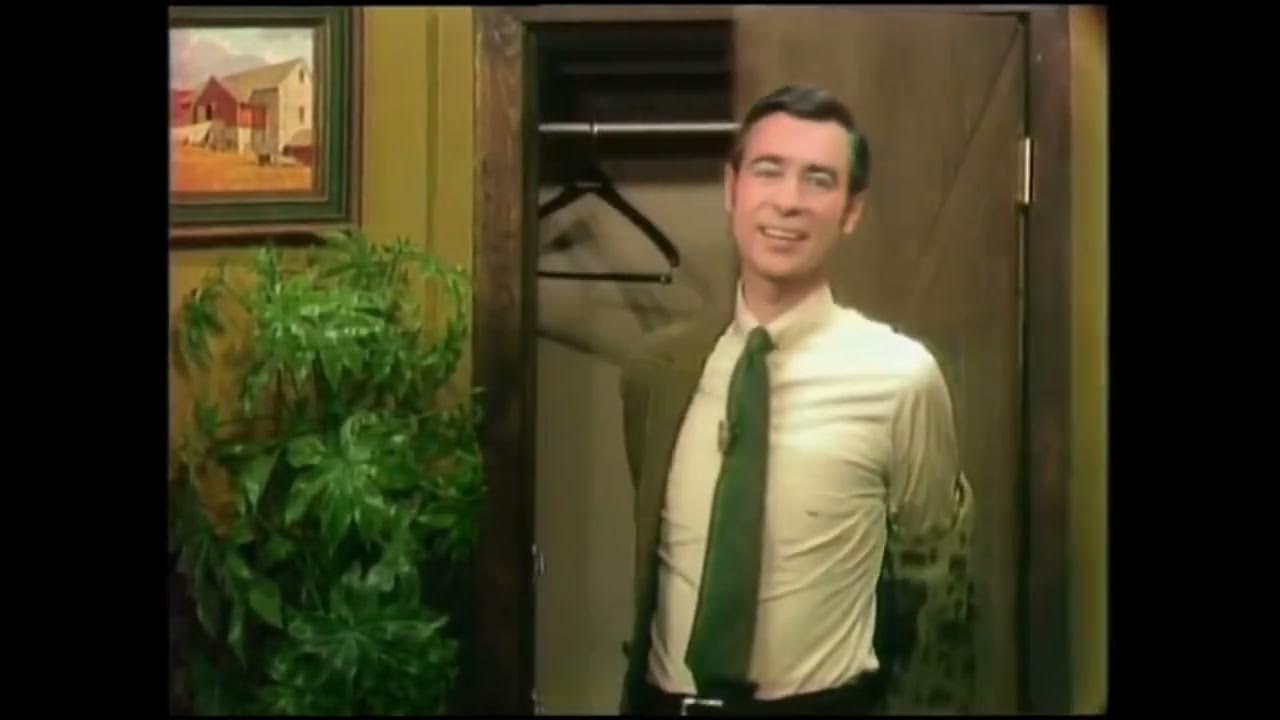 ( Mister Rogers' Neighborhood ) intro 1969 - YouTube