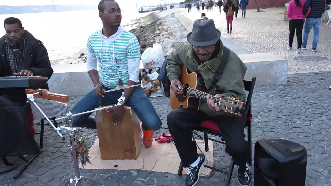 Musica de Cabo Verde em Lisboa-by patalino - YouTube