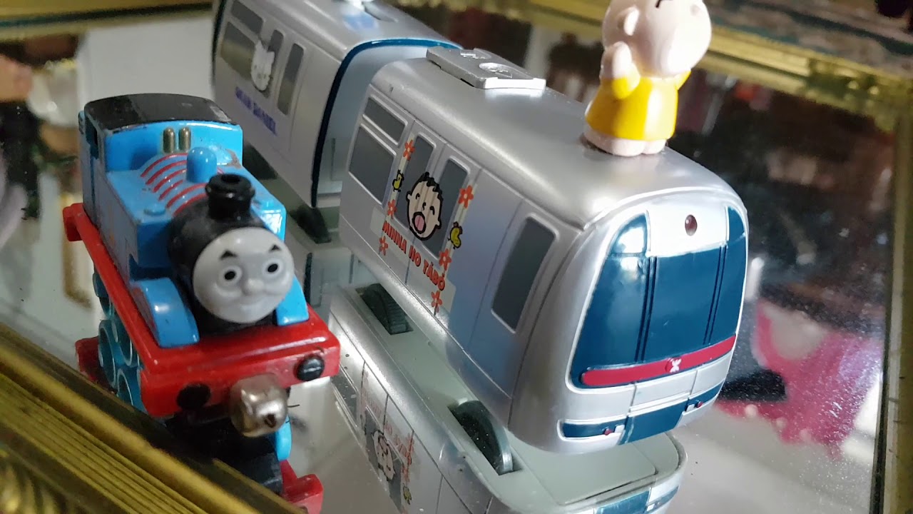 Rare!!! Thomas! Helps Hello Kitty's broken down train!! - YouTube