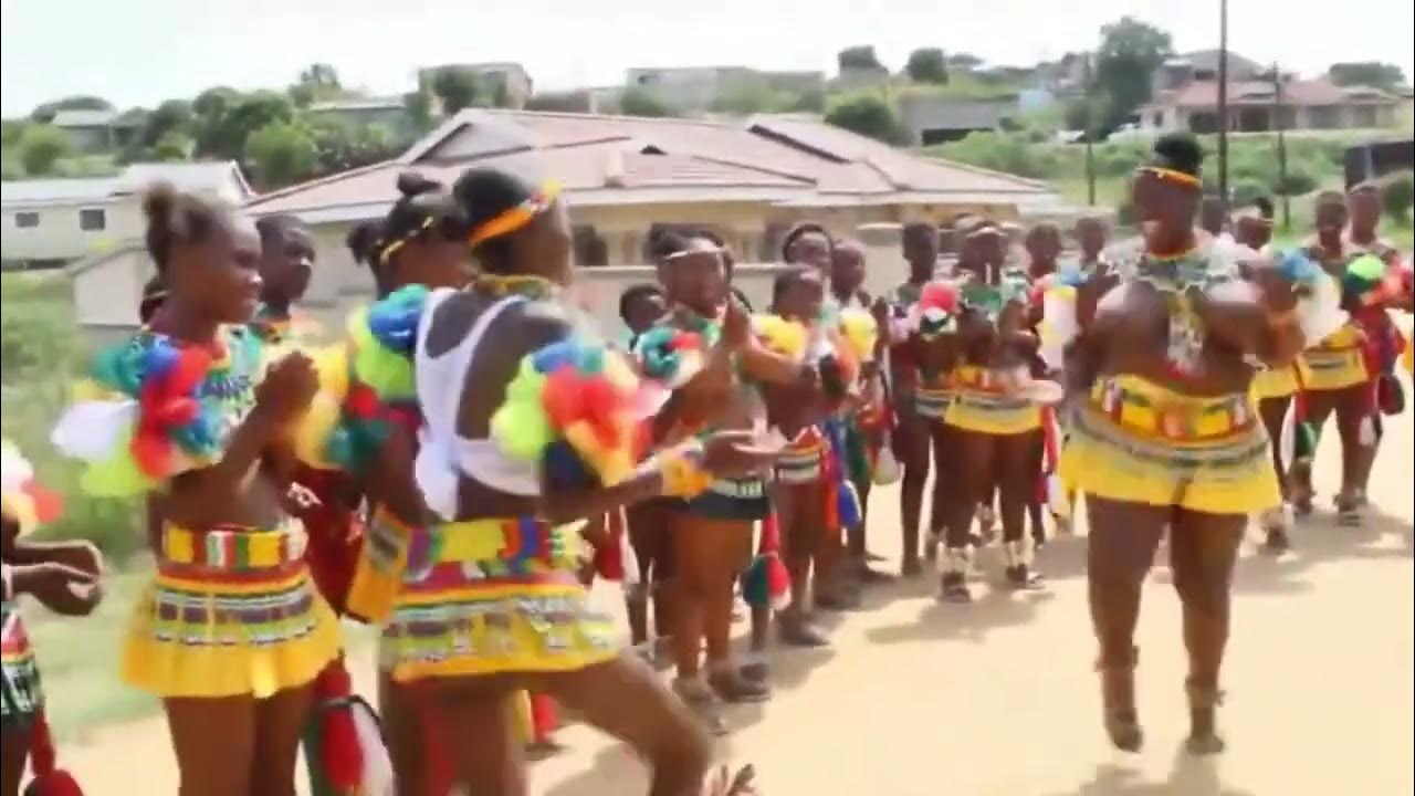 Umemulo ka Lungile Zulu Traditional dance - YouTube