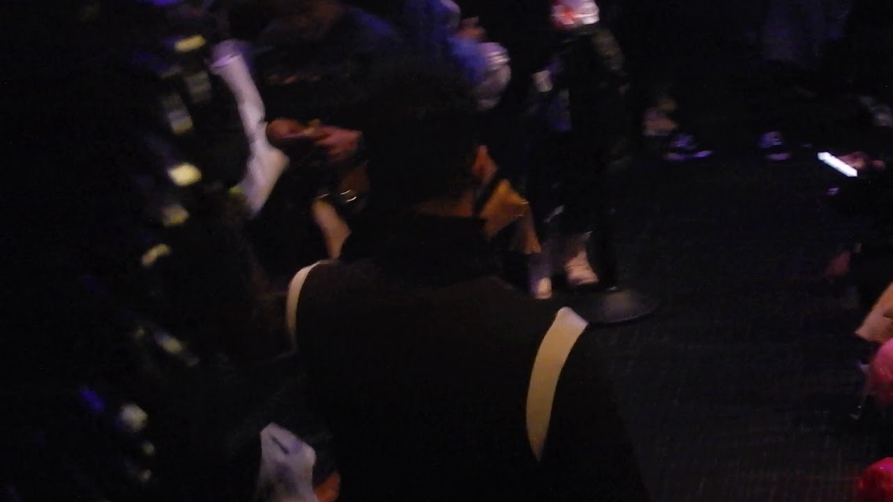 B2k , Pretty Ricky- Millennium Tour - After Concert Mingle - YouTube