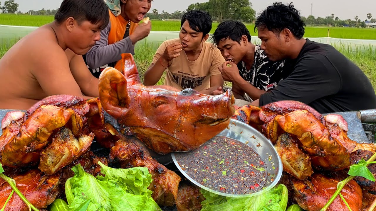WOW! Yummy Grilled head Pig with Chili Sauce - YouTube