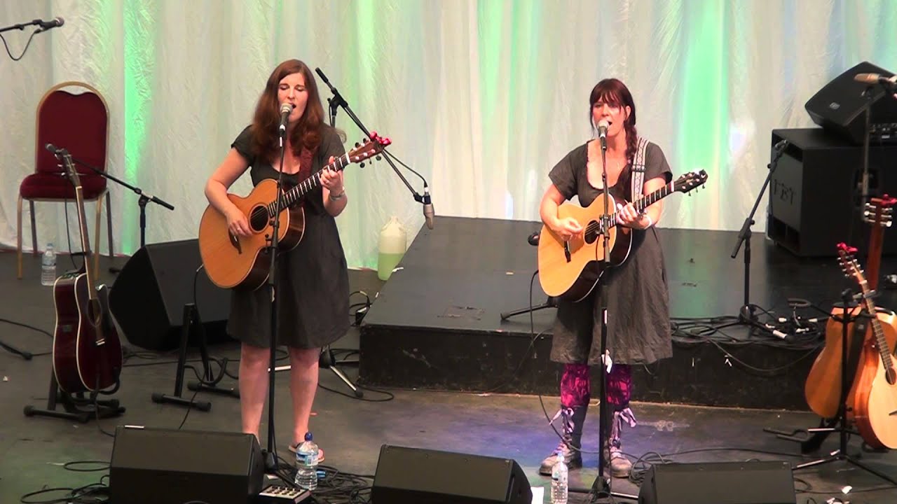 Union Jill@National Forest Folk Festival 2013 - YouTube