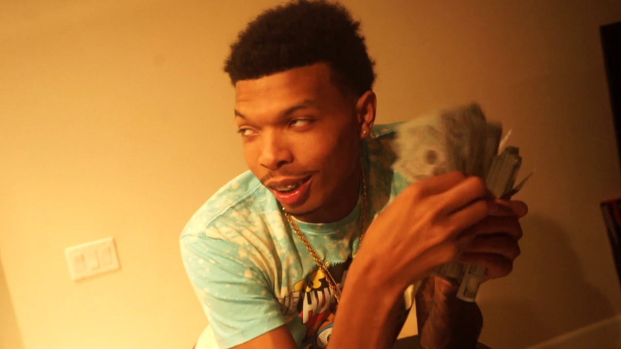 Pablo Skywalkin - B$TCH (Official Music Video) - YouTube