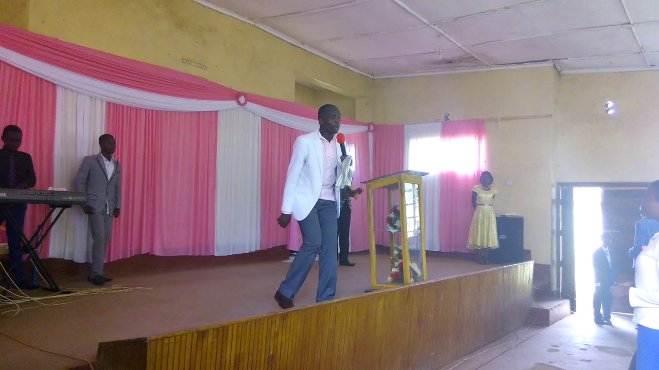 APOSTLE MICHAEL MUTHOMI during church service - YouTube