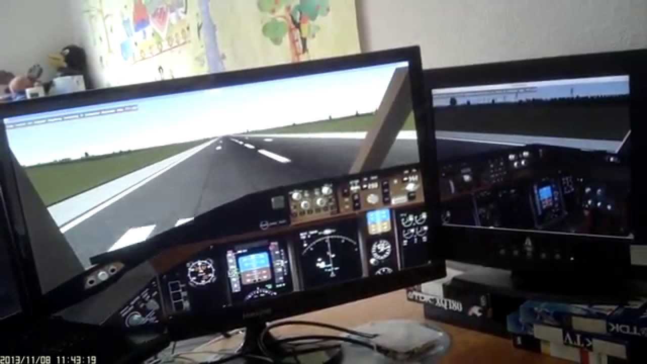 FlightGear on 3 screens - YouTube