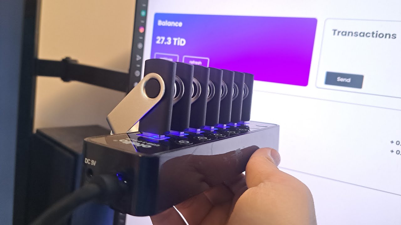Mining with USB flash drives - TinyDrive - YouTube