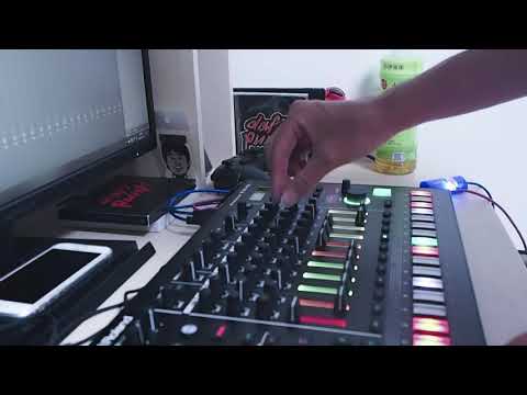 Making of "Revolution 909" Drum Pattern&Sound with TR-8S - Daft Punk ...