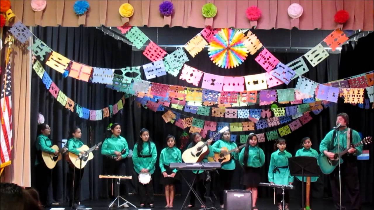 CORO CATOLICO LOS ANGELES/ AMERICA Y MOSAICO MUSICAL MEXICANO EN VIVO ...
