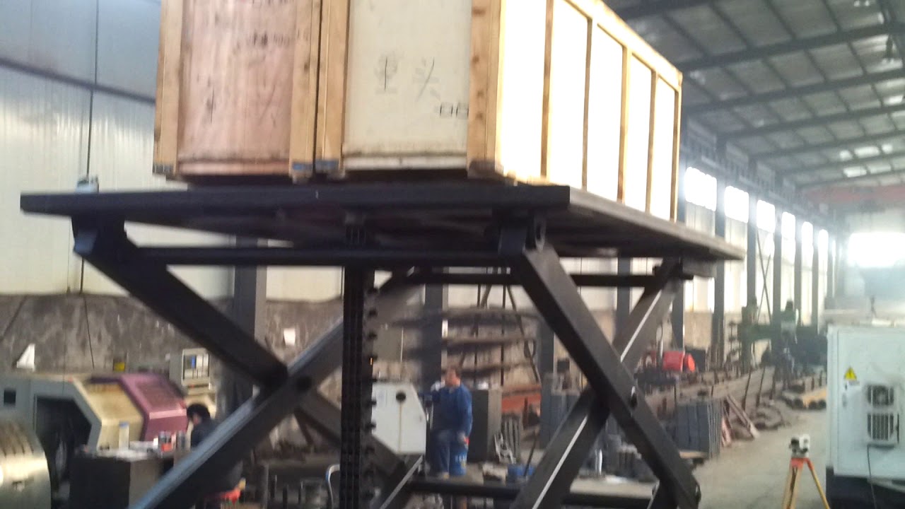 Rigid chain lifting platform - YouTube