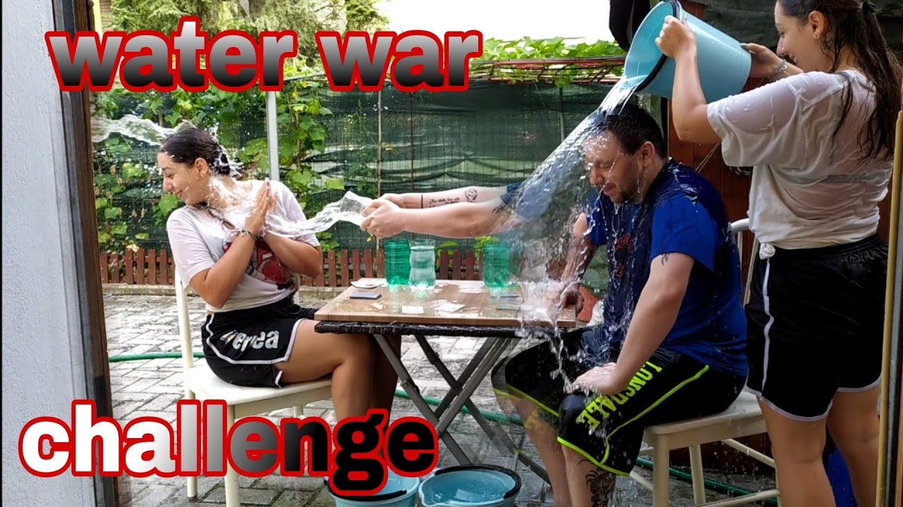 WATER WAR CHALLENGE - YouTube
