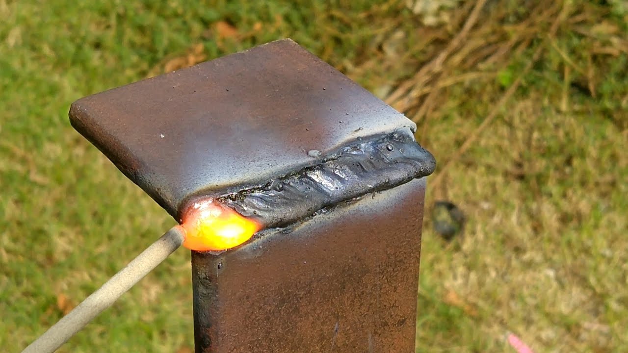 Millions of people don't know the 2F welding technique on rust plates ...