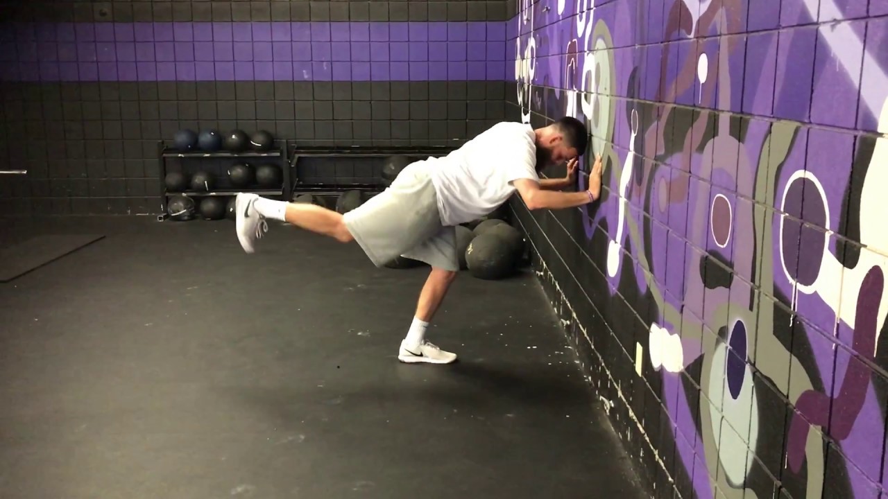 Hip Airplanes - wall assisted - YouTube