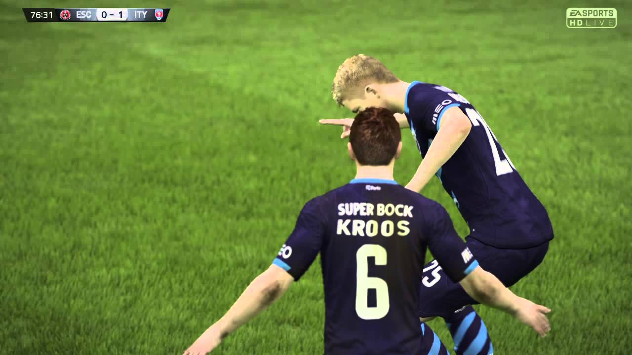 FIFA 15: Reus free kick - YouTube